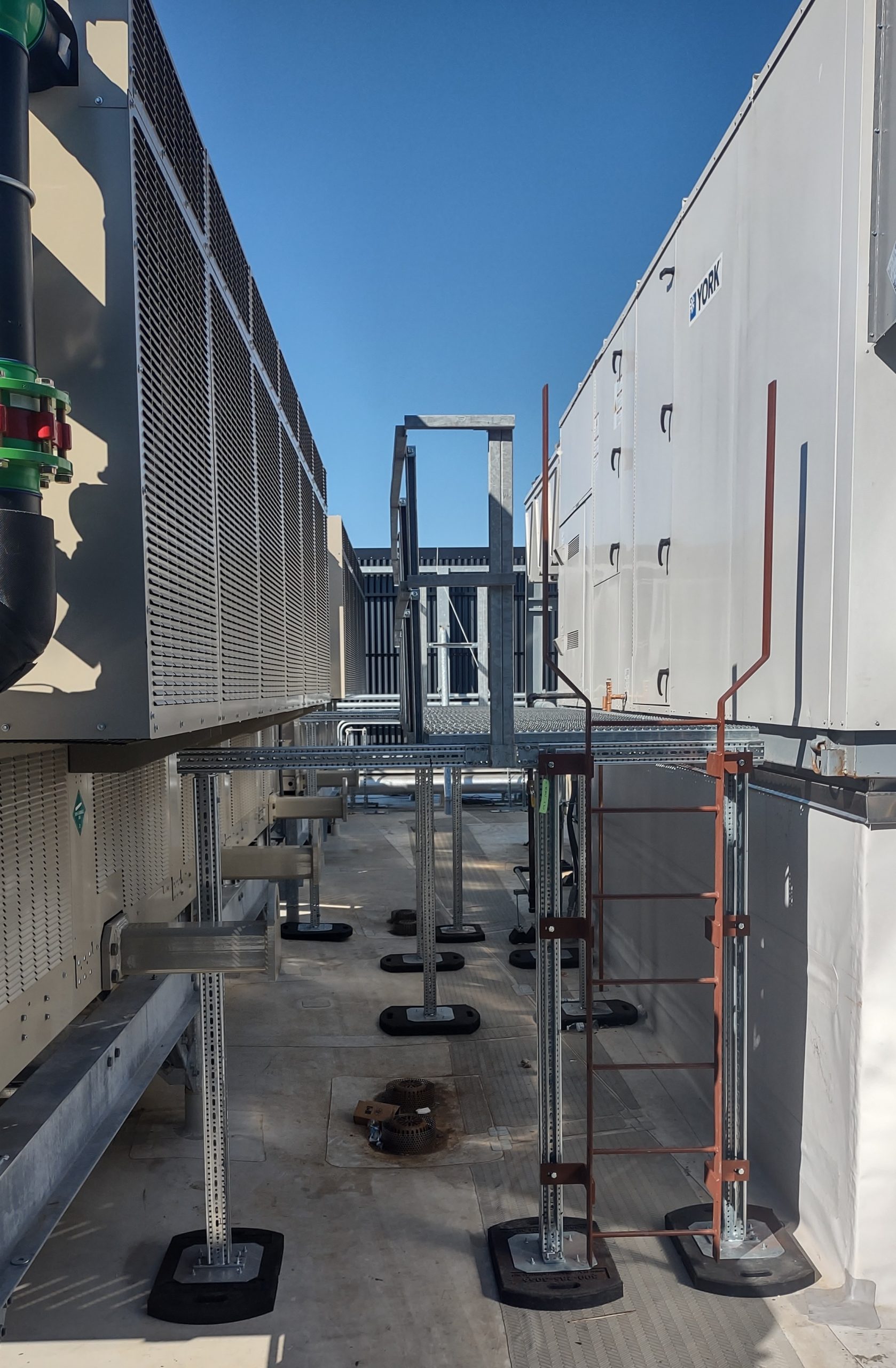 Fixed Ladder Maintenance Platform | Rooftop Support System